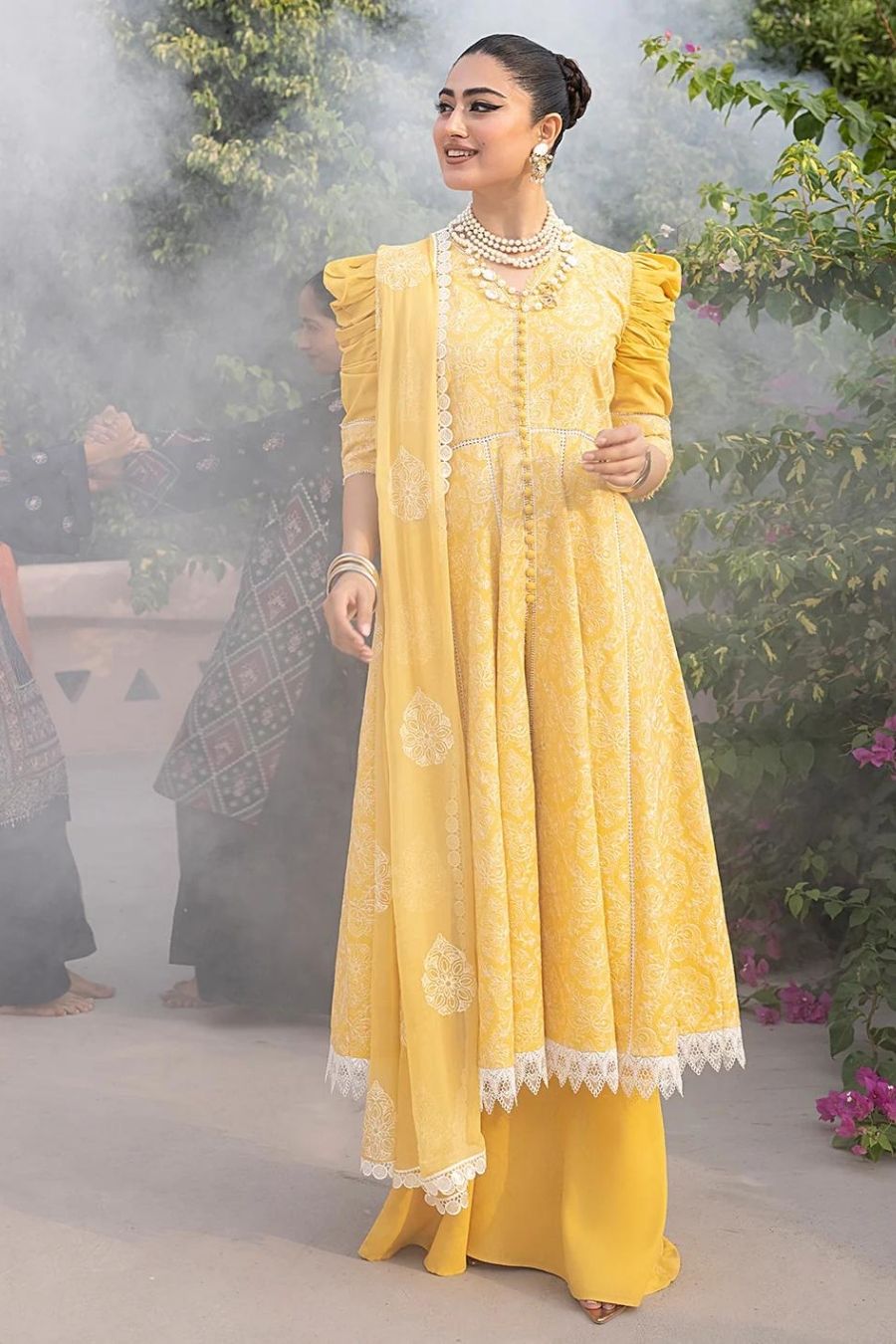 Mahnur-Embroidered Karandi-Yellow-3PC Mahnur233EP504 Branded Cut Pieces